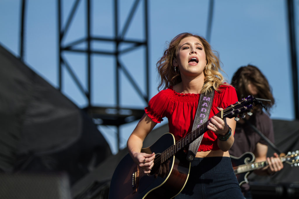 Maddie & Tay Live at Stagecoach - Stage Right Secrets