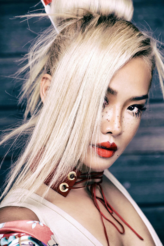 Catina talks debut single "Stronger' - Stage Right Secrets