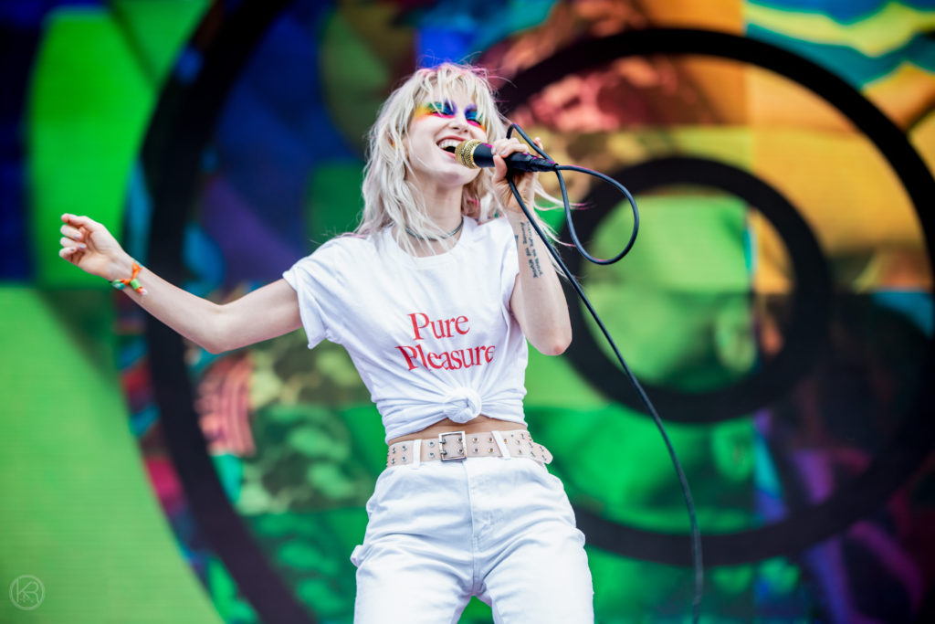 Paramore Heats Up Bonnaroo + Hayley Williams Gives Speech On Current ...