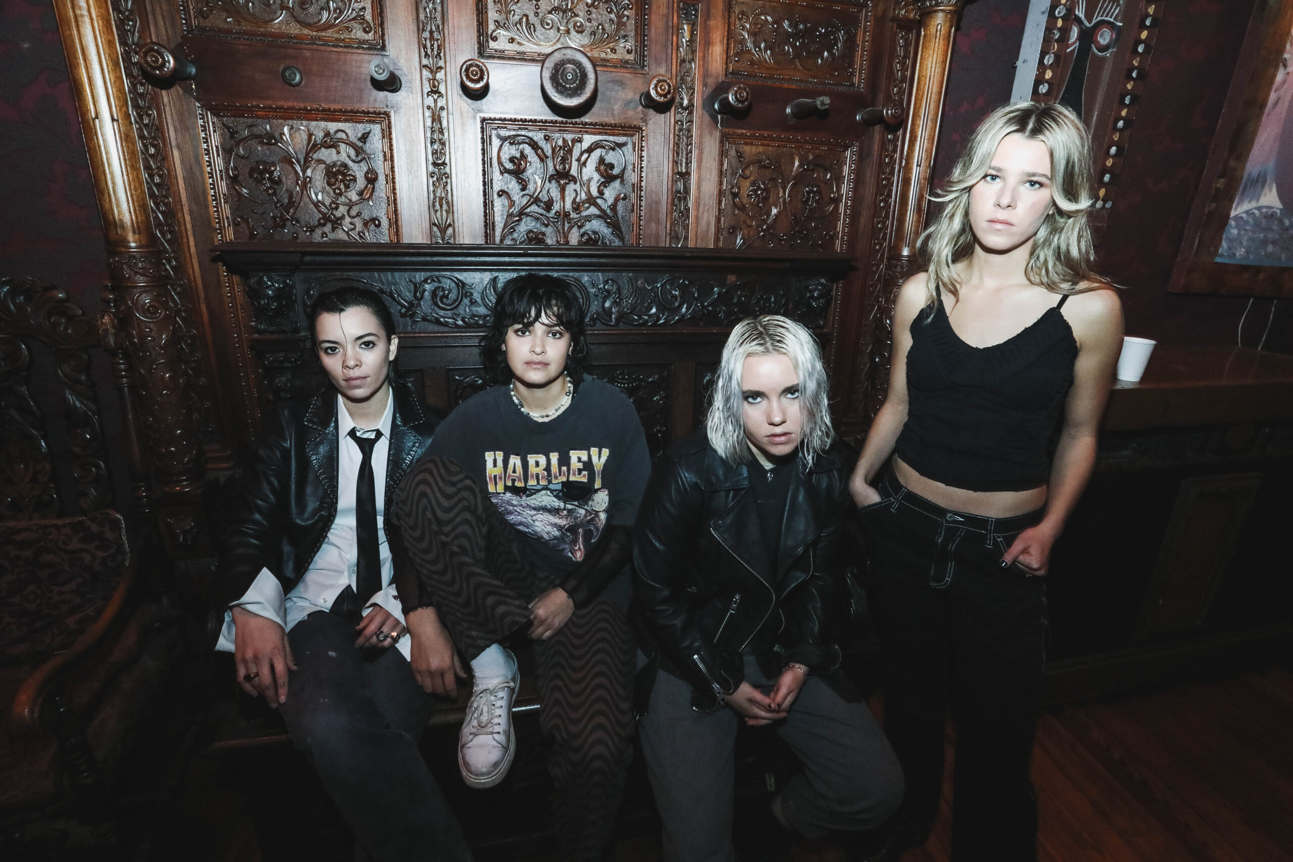 Stage Right Secrets Magazine Issue 32 Featuring The Aces