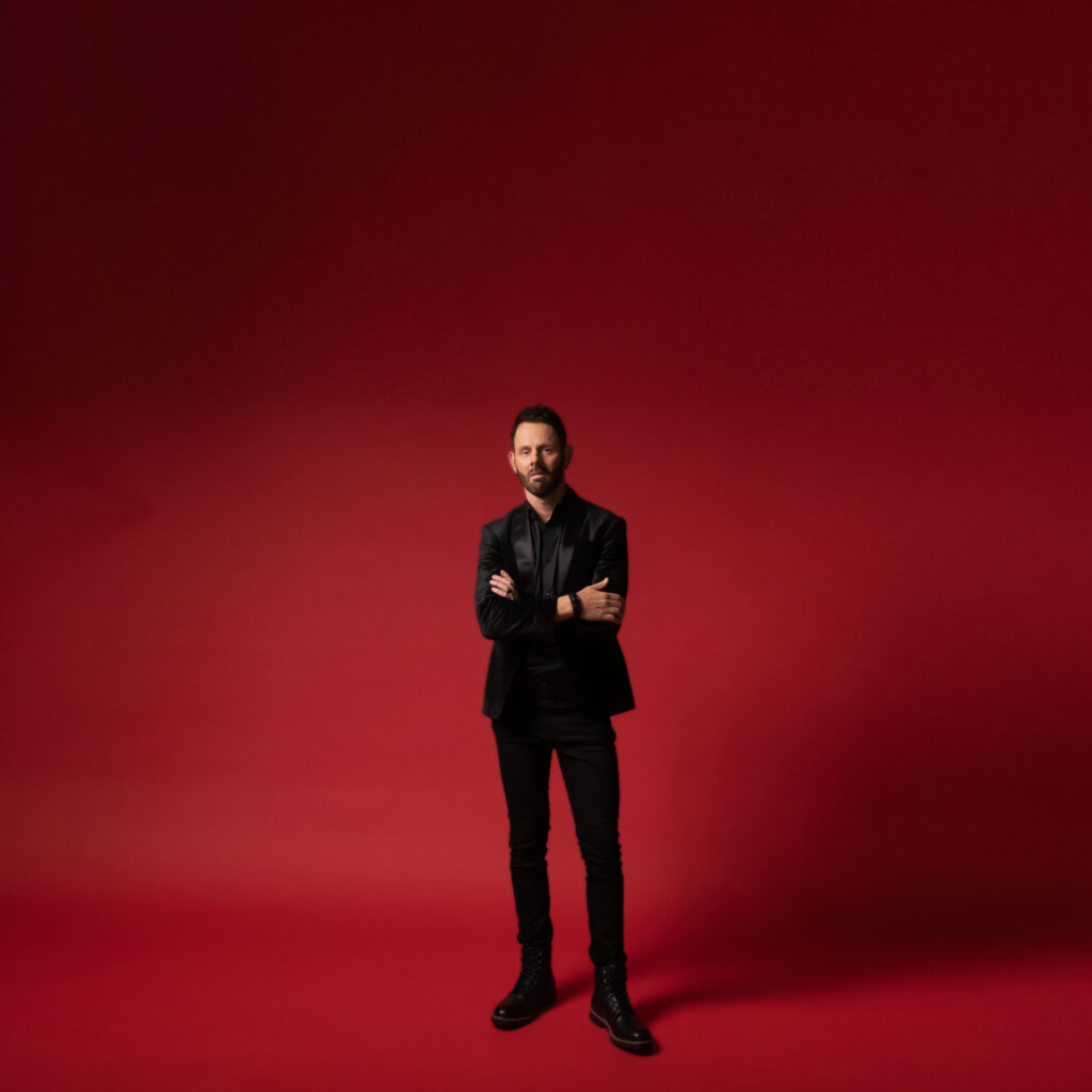 Robert Bacon Rings In Holiday Cheer with New Christmas Song