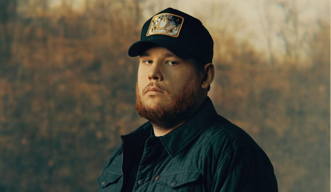 Luke Combs Reveals His Favorite Childhood Christmas Memory