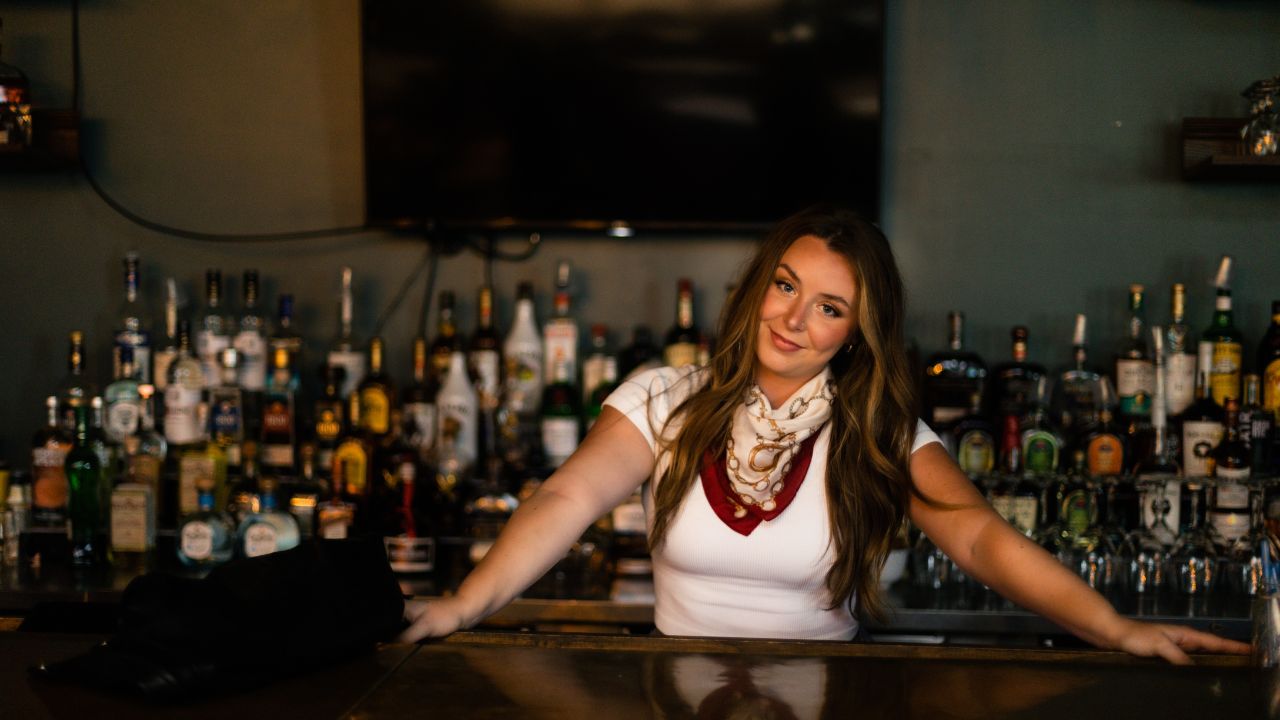 Country Songstress Paige Bell Shares Debut Single "Nashville Bar ...