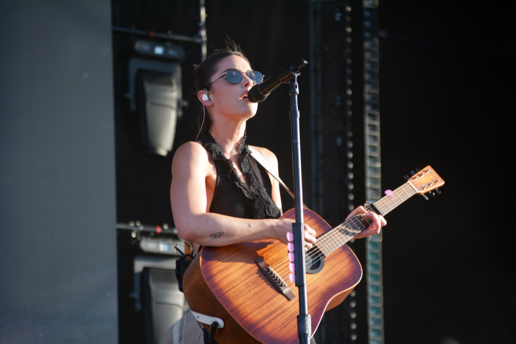 Gracie Abrams Concert Review: Mad Cool Festival